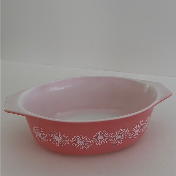 Pyrex | Dining | Vintage Pyrex Pink Daisy Cinderella Casserole Baking ...